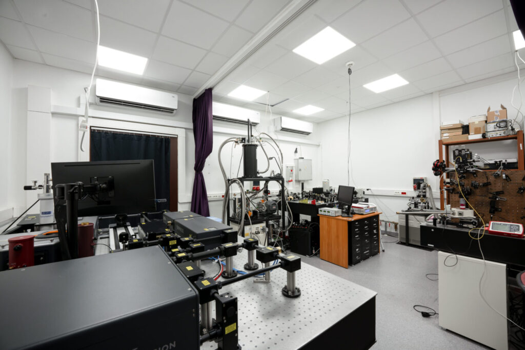 Publications – Laboratory for Optical Spectroscopy of Nanostructures
